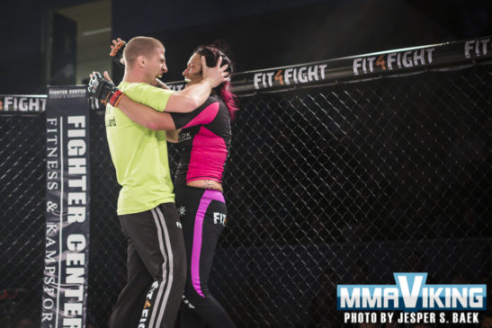 Cageside Photos : Maria Hougaard Djursaa versus Alexandra Buch at EUMMA 7
