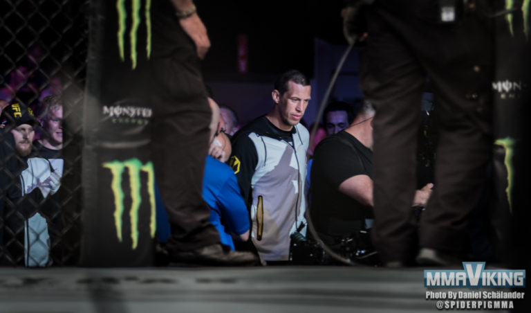 Cageside Photos : Magnus Cedenblad Dominates at UFC Rotterdam