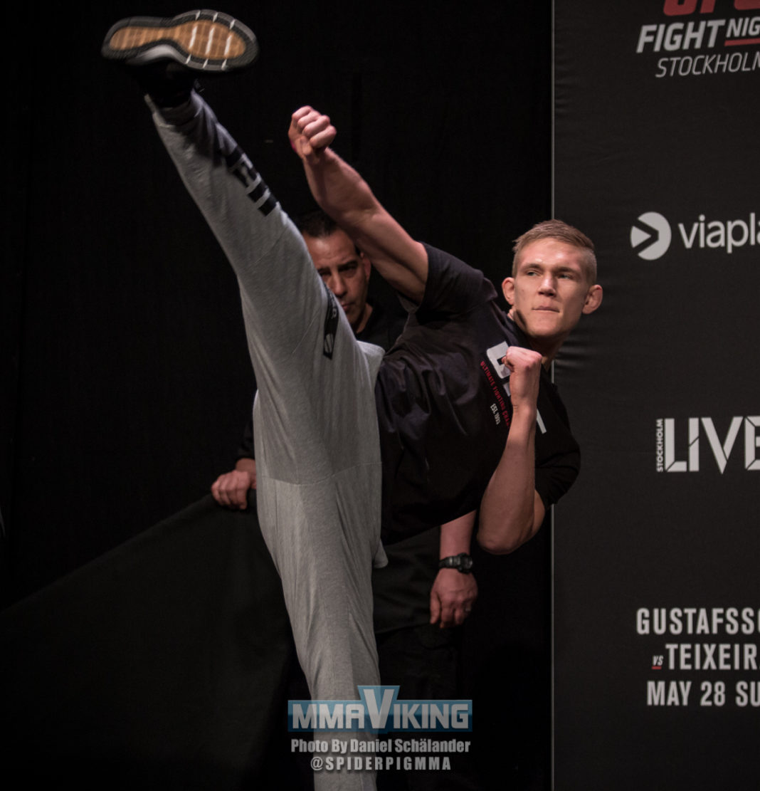 Weigh-in Pics : Oliver Enkamp at UFC Stockholm Debut