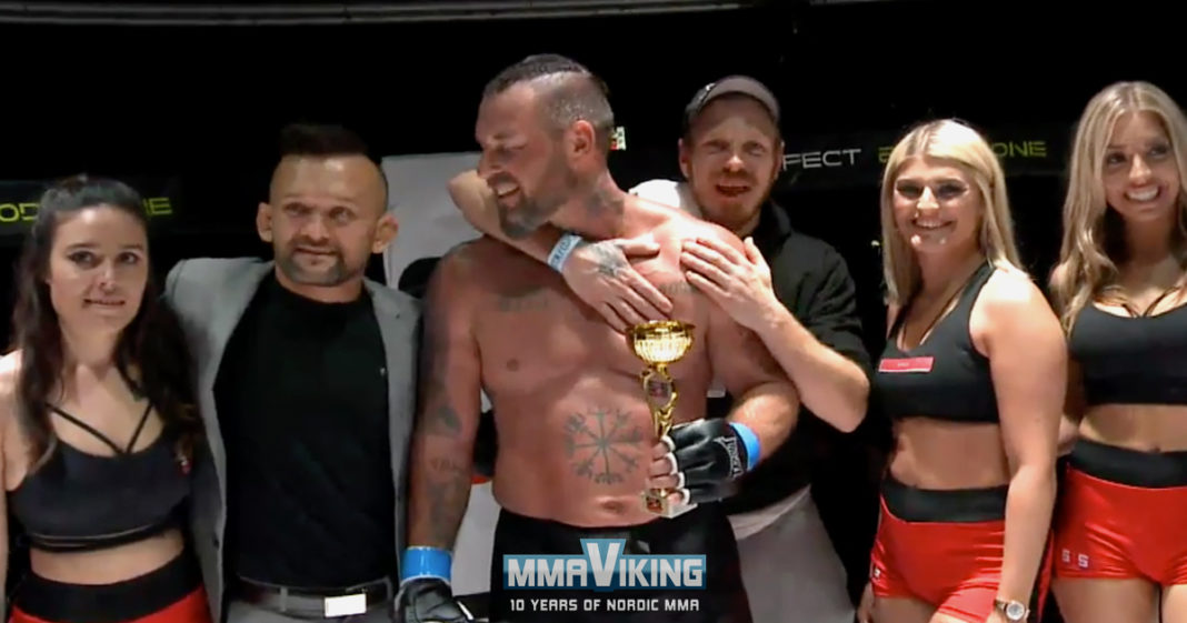 Kim Johansen Wins by Submission in 39 Seconds